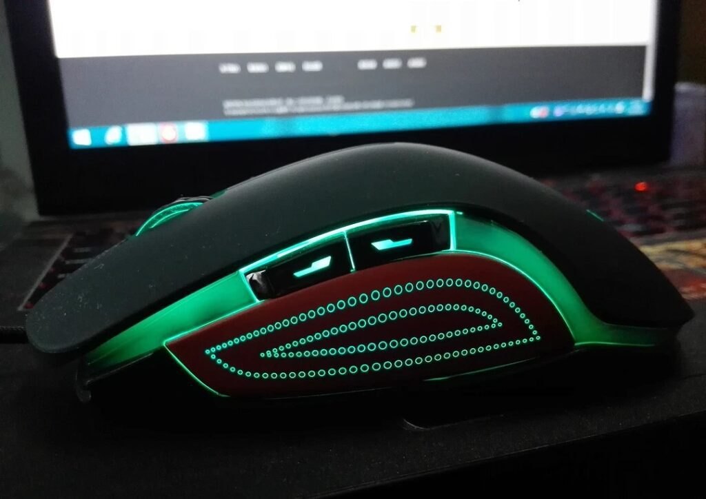 I-ROCKS IM6 WiRED USB RGB GAMiNG MoUSE BLACK WINGs BATTLE