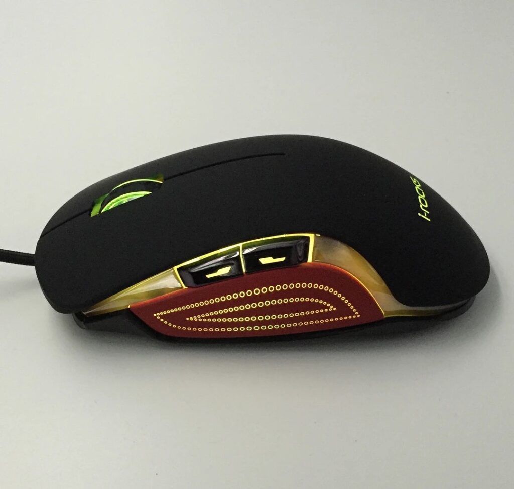 I-ROCKS IM6 WiRED USB RGB GAMiNG MoUSE BLACK WINGs BATTLE